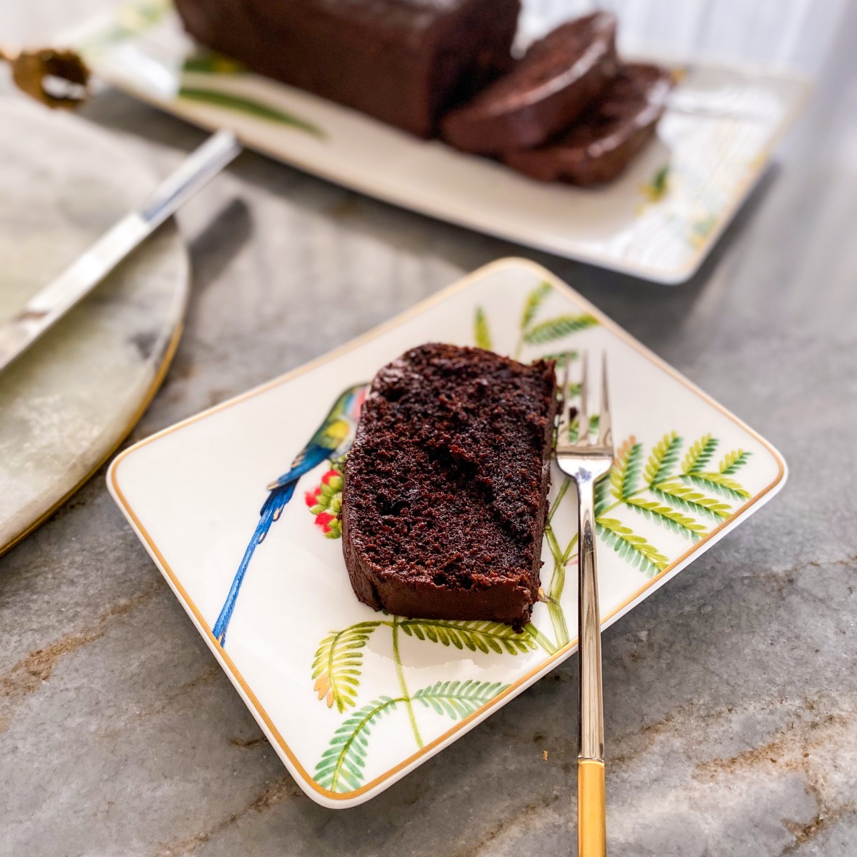 Level Up Your Chocolate Fix With This Liquid Chocolate Cake