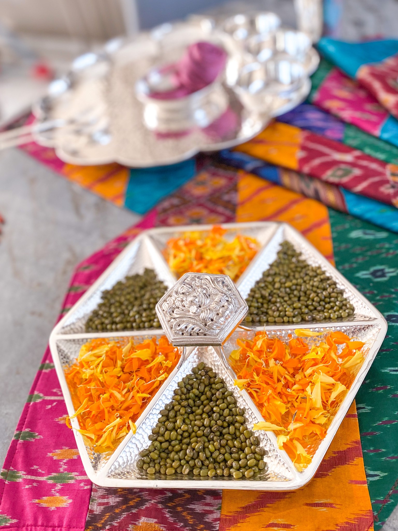 How To Create A Festive Tablescape, Diwali Edit