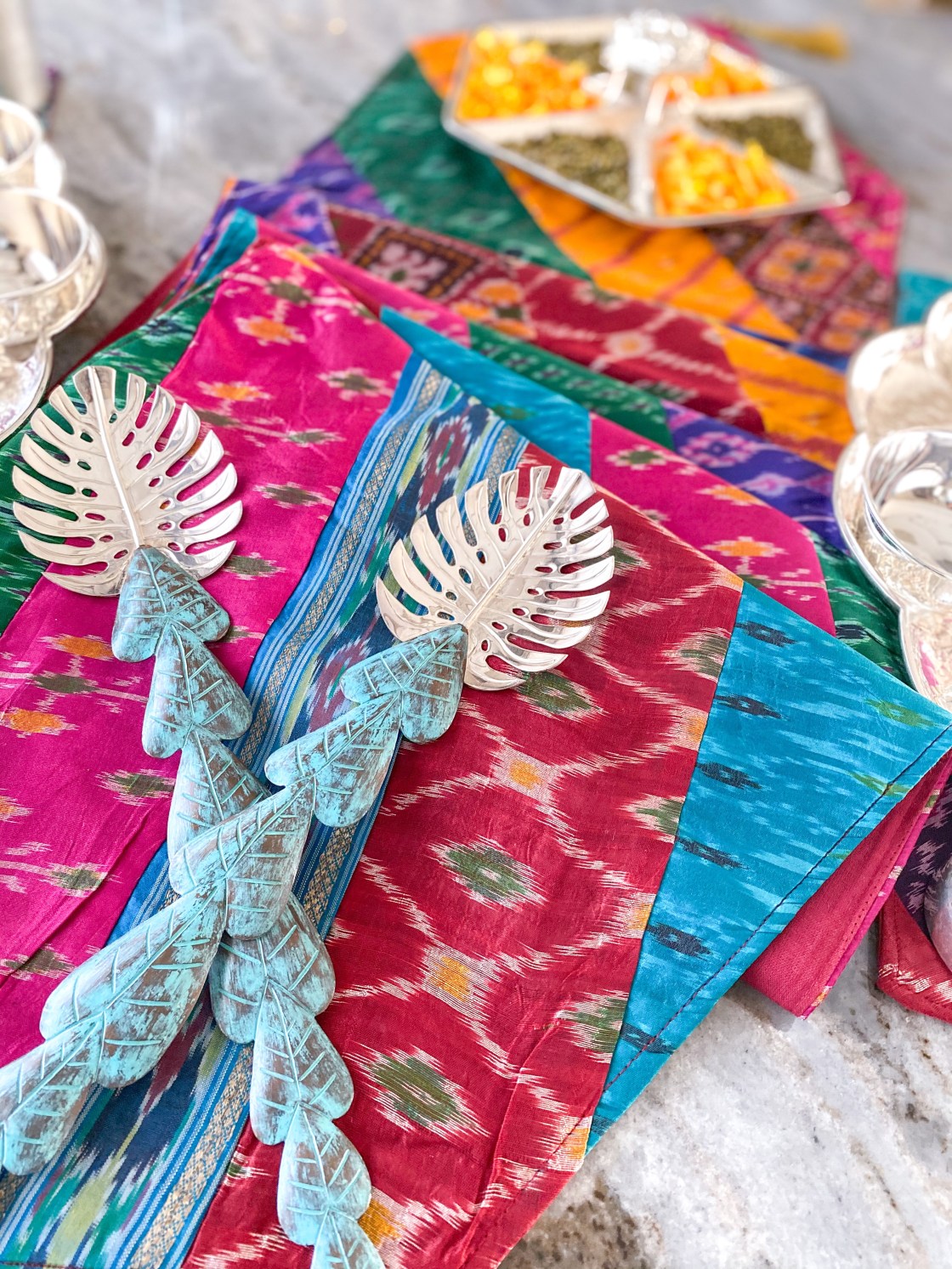 How To Create A Festive Tablescape, Diwali Edit