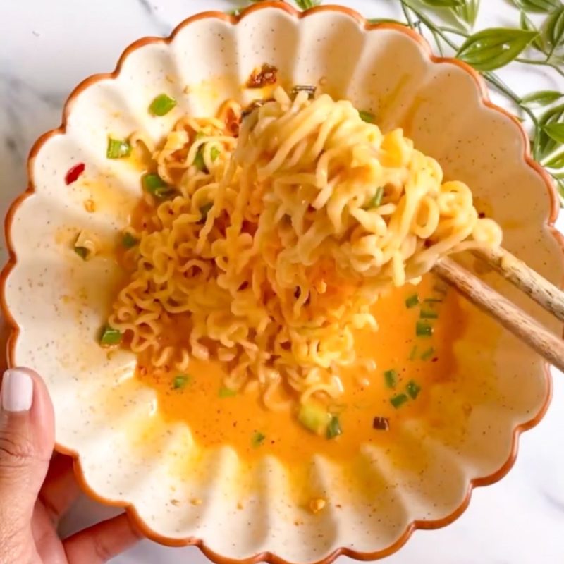 Five Minute Gochujang Mayo Ramen Hack