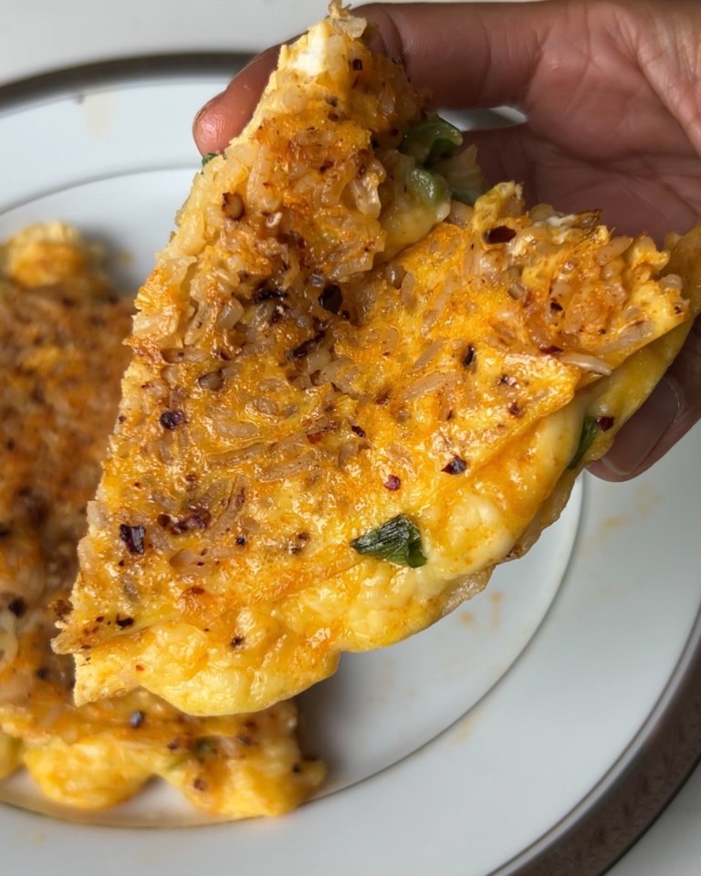 Five-Minute Crispy Rice Omelette
